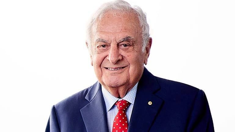 Travis Decker biography: all about Travis Decker - new knowledge bio